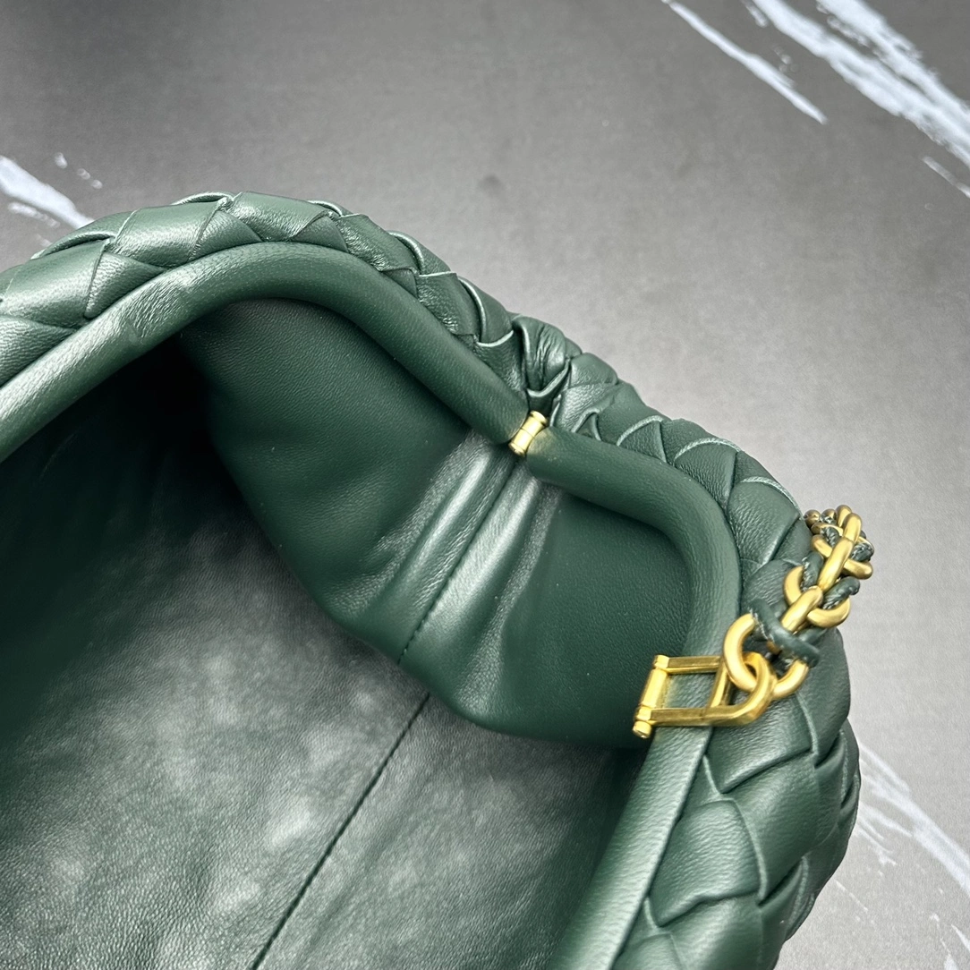 Accurate model Bottega Veneta Satchel Bags