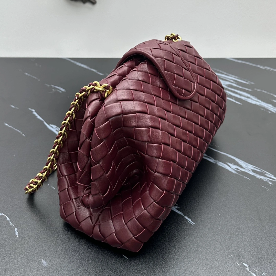 High accuracy Bottega Veneta Satchel Bags