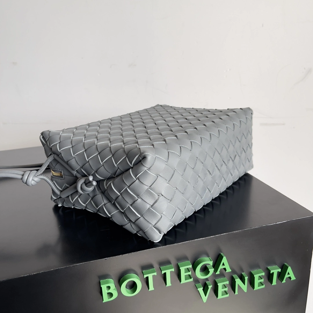 Factory-made Bottega Veneta Satchel Bags