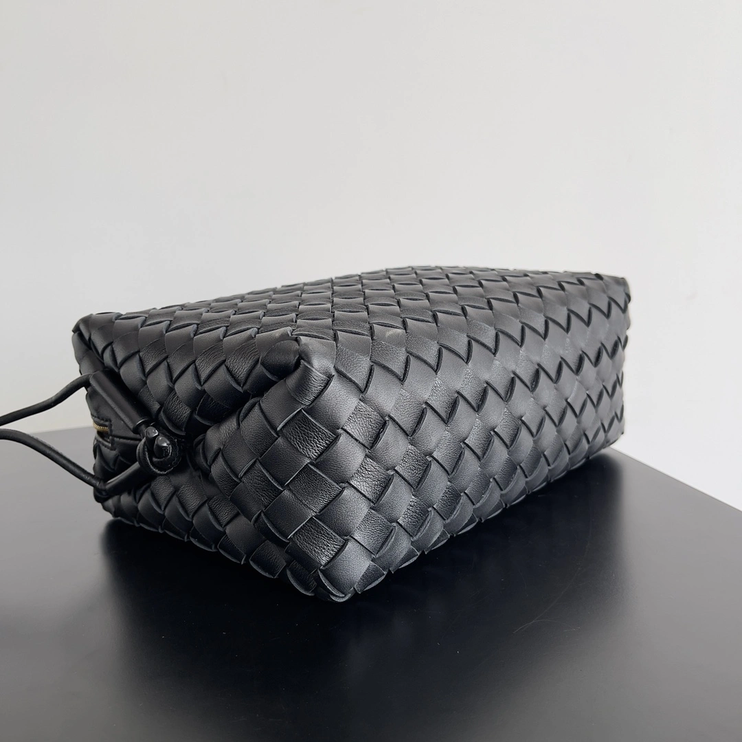 Brand-authenticated Bottega Veneta Satchel Bags