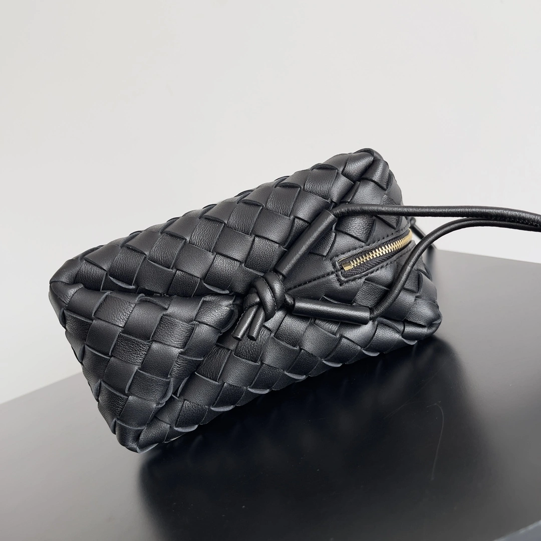 Brand-authenticated Bottega Veneta Satchel Bags
