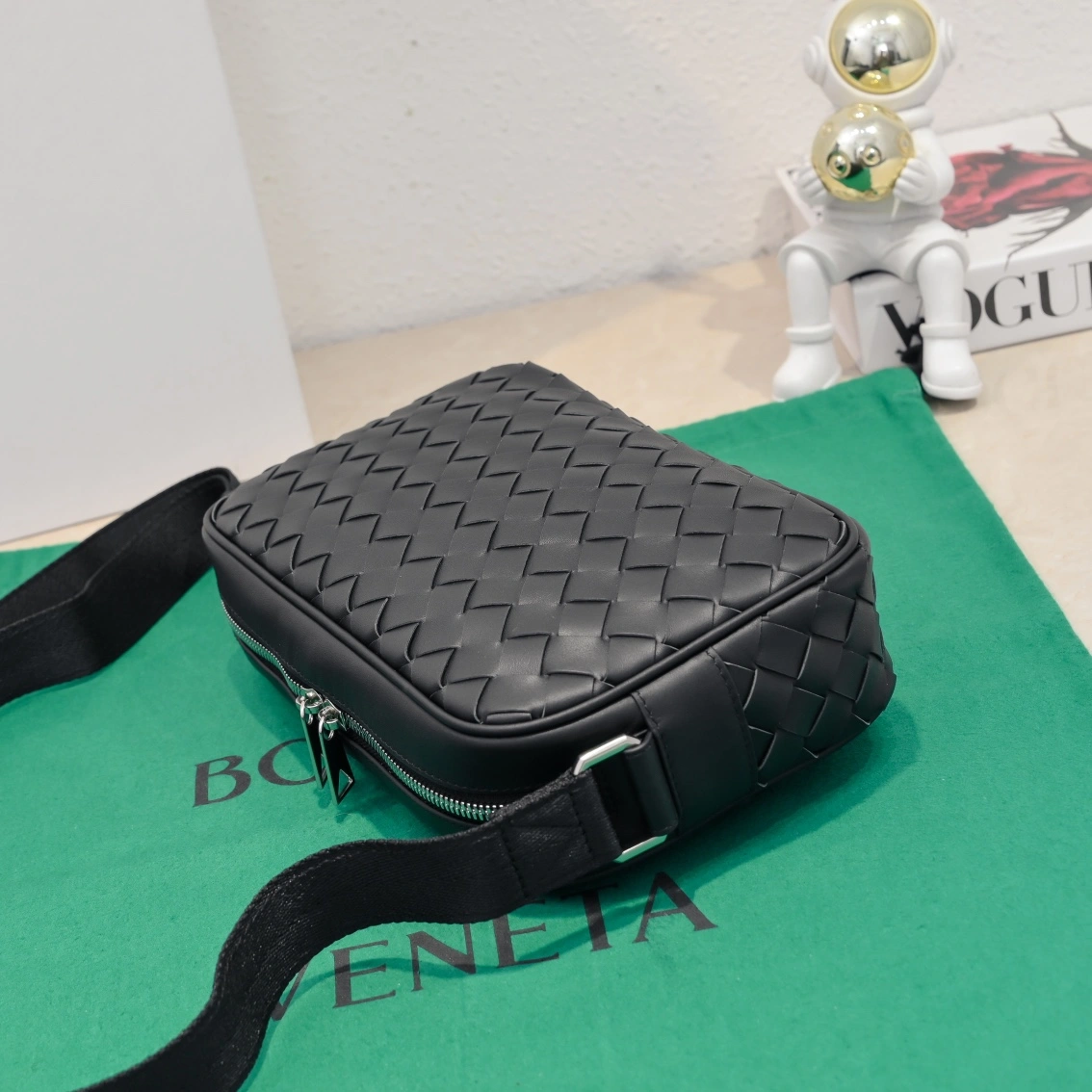 Real Bottega Veneta Satchel Bags