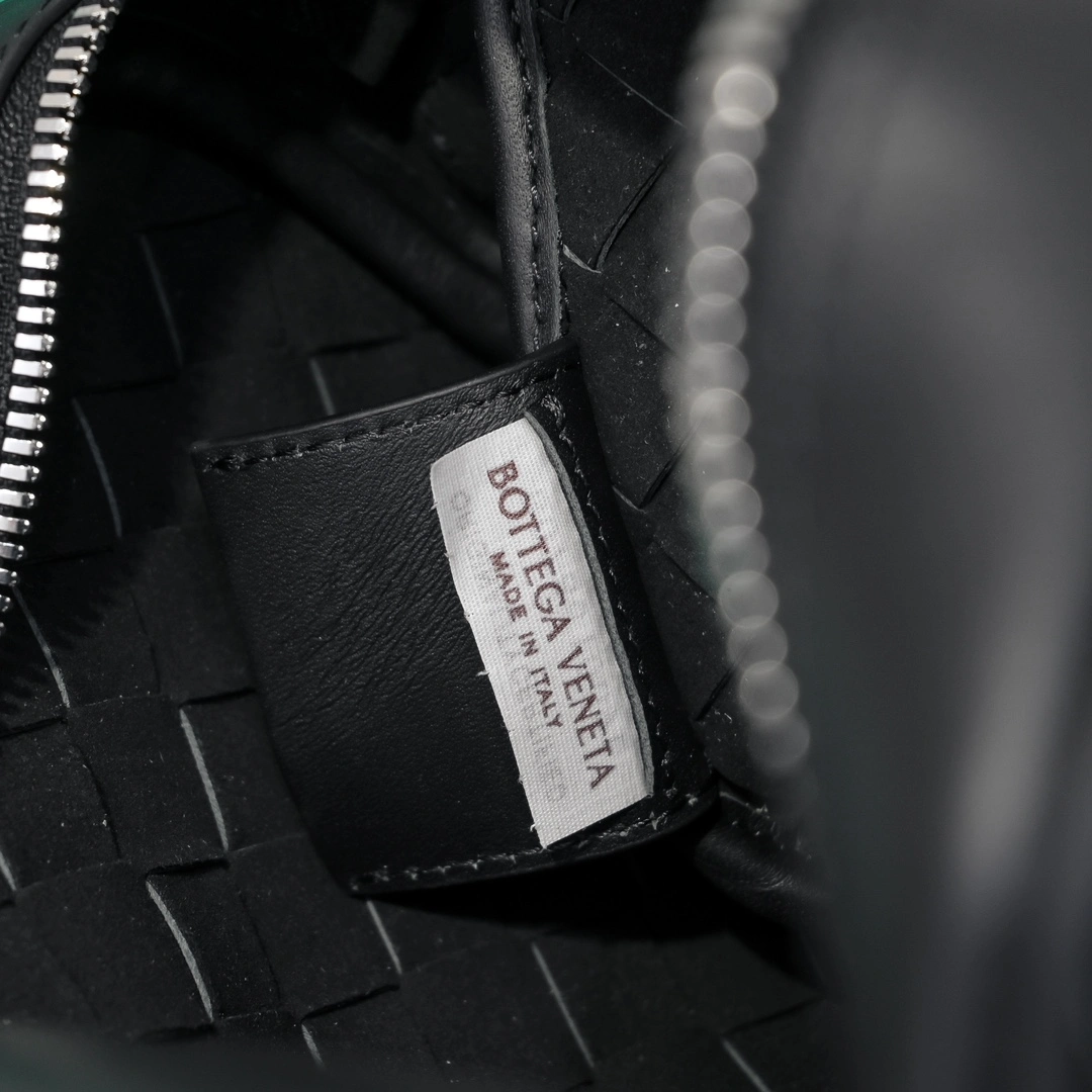 Real Bottega Veneta Satchel Bags