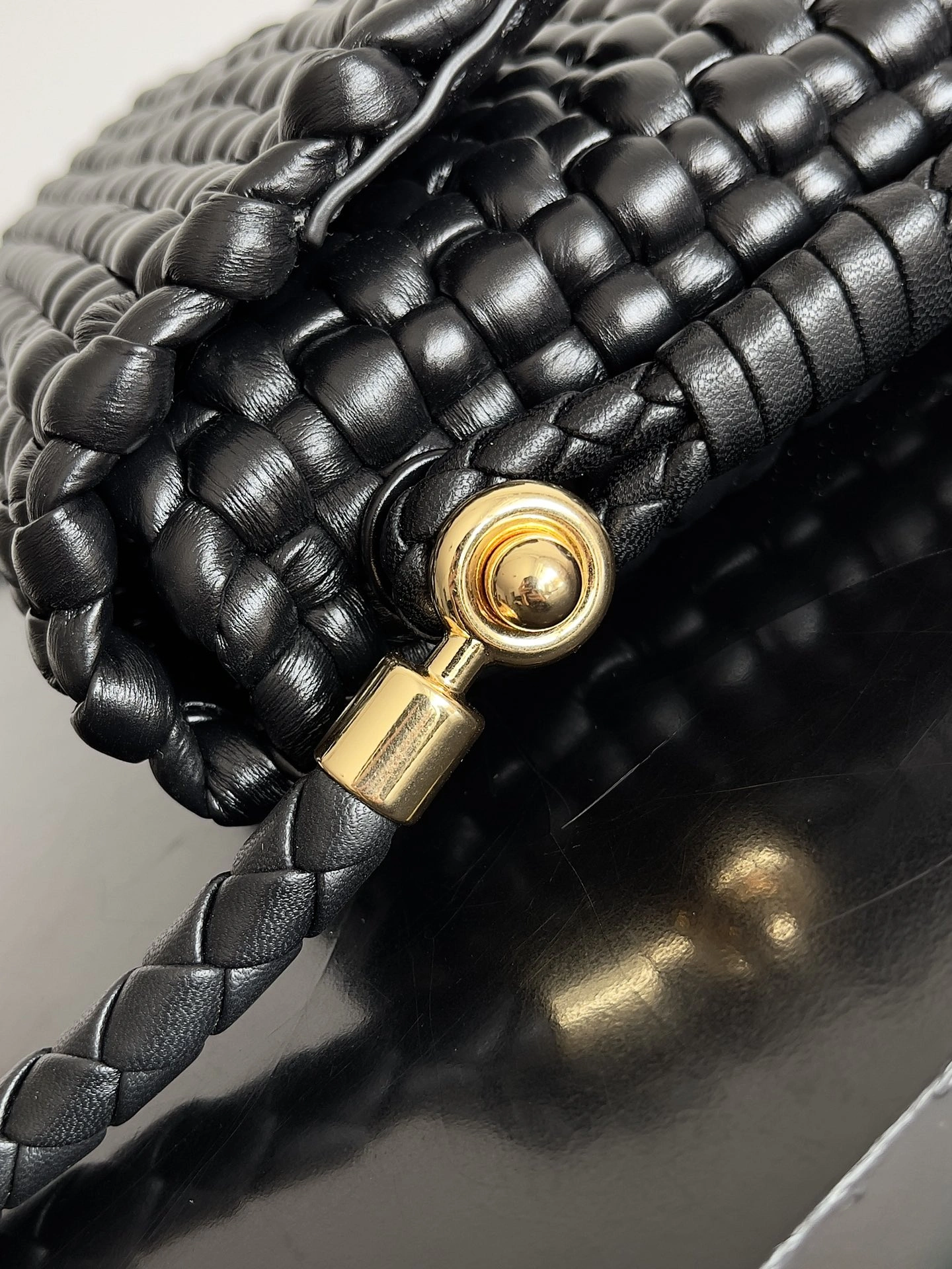 Reasonably priced Bottega Veneta Satchel Bags