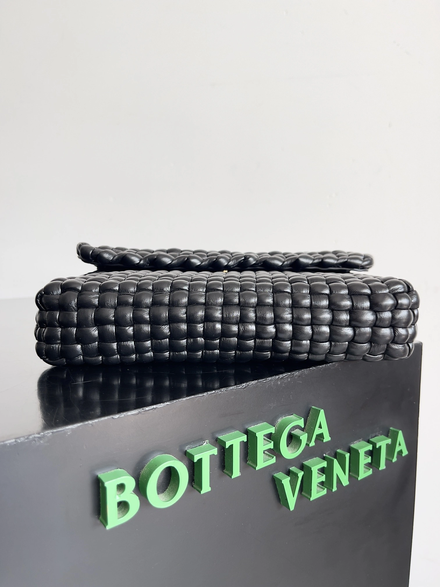 Reasonably priced Bottega Veneta Satchel Bags
