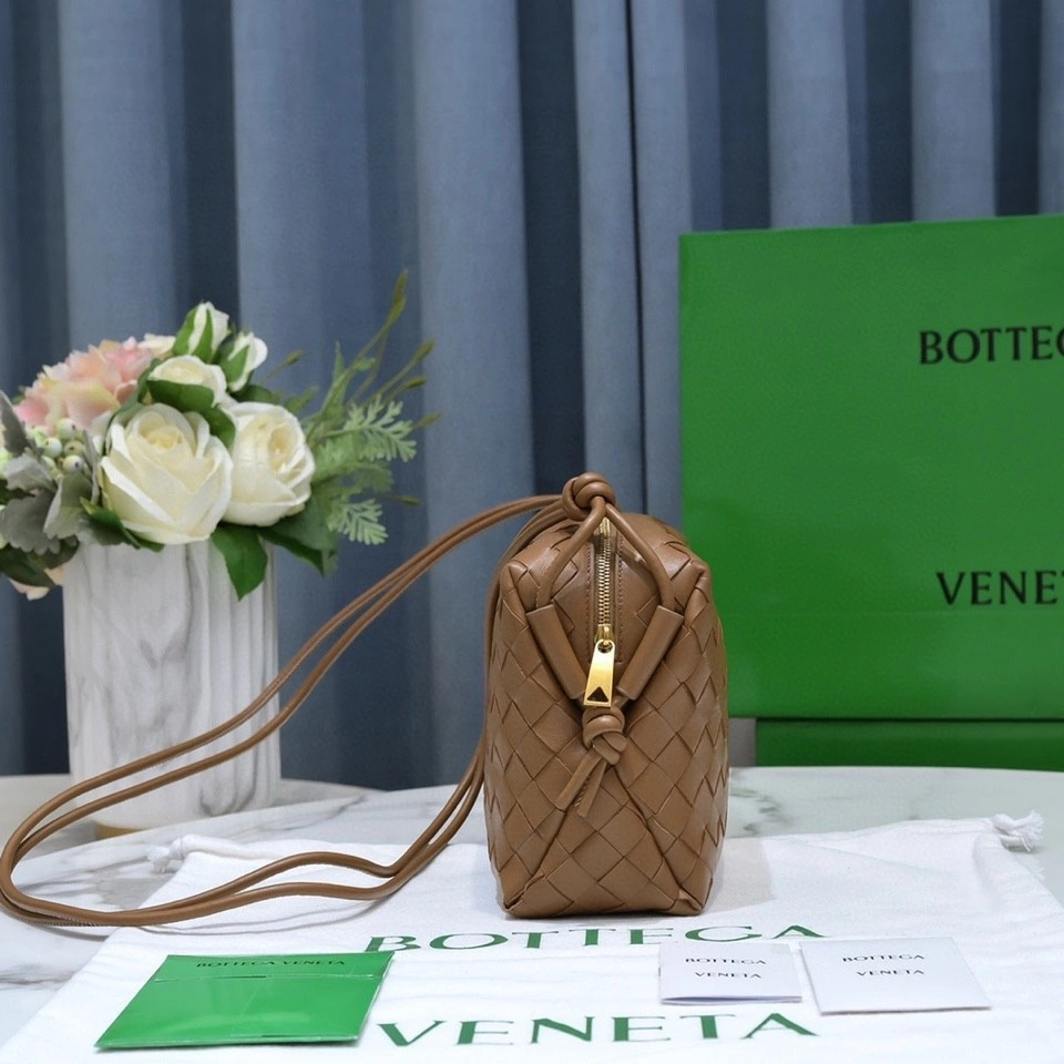 Real Bottega Veneta Satchel Bags