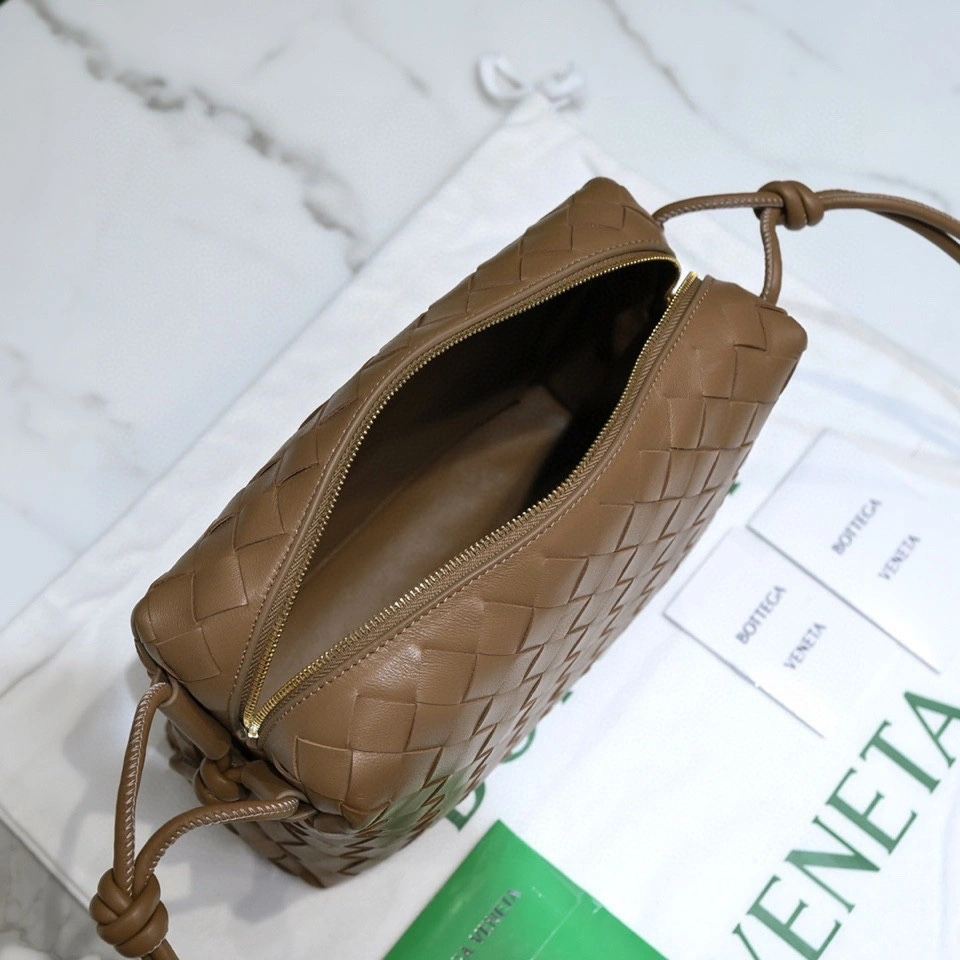 Real Bottega Veneta Satchel Bags