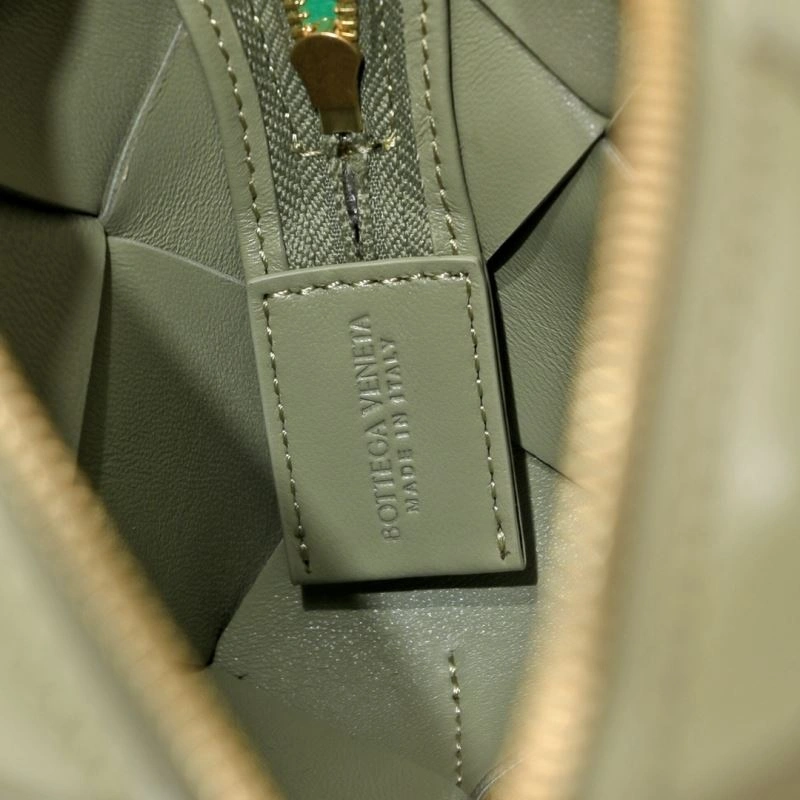 Official Bottega Veneta Satchel Bags