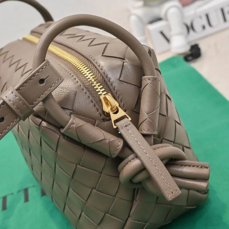 Brand-authenticated Bottega Veneta Satchel Bags