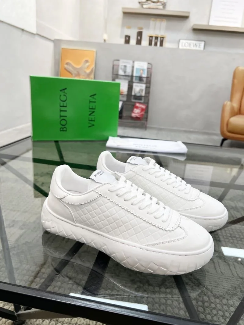 Accurate model Bottega Veneta Shoes