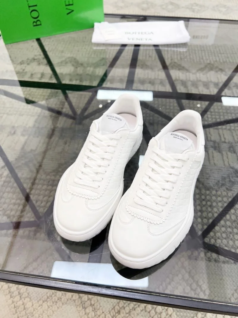 Accurate model Bottega Veneta Shoes