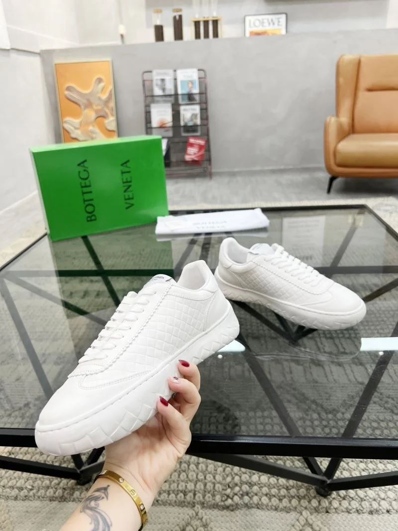 Accurate model Bottega Veneta Shoes