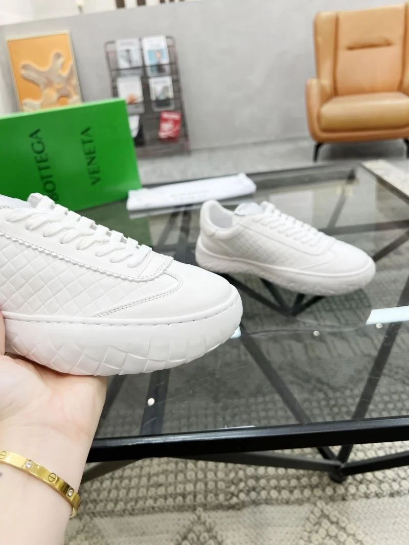 Accurate model Bottega Veneta Shoes
