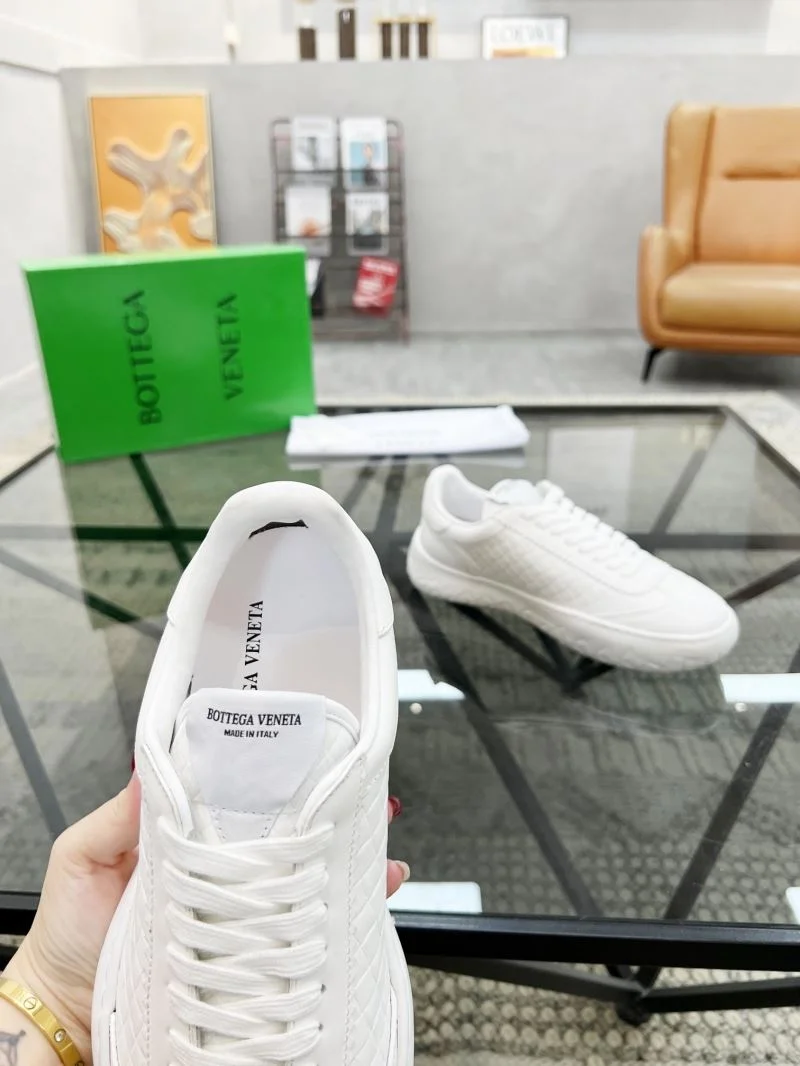Accurate model Bottega Veneta Shoes