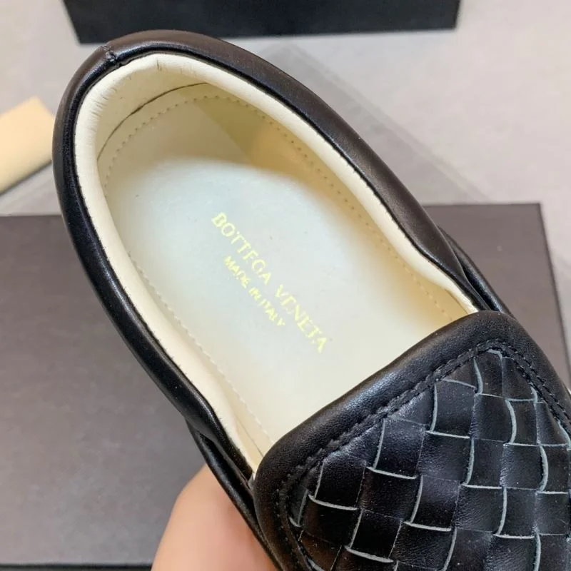 Indistinguishable Bottega Veneta Shoes