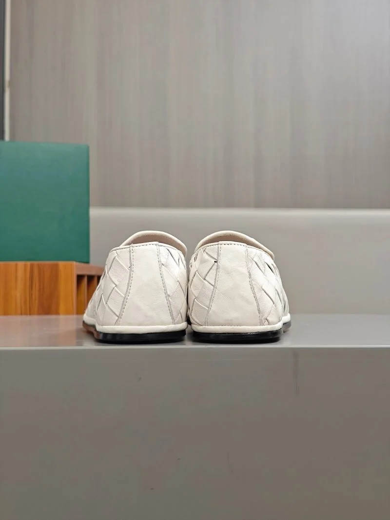 Accurate model Bottega Veneta Shoes