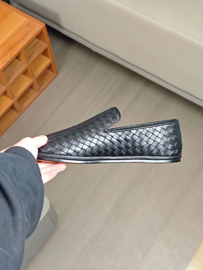 Indistinguishable Bottega Veneta Shoes