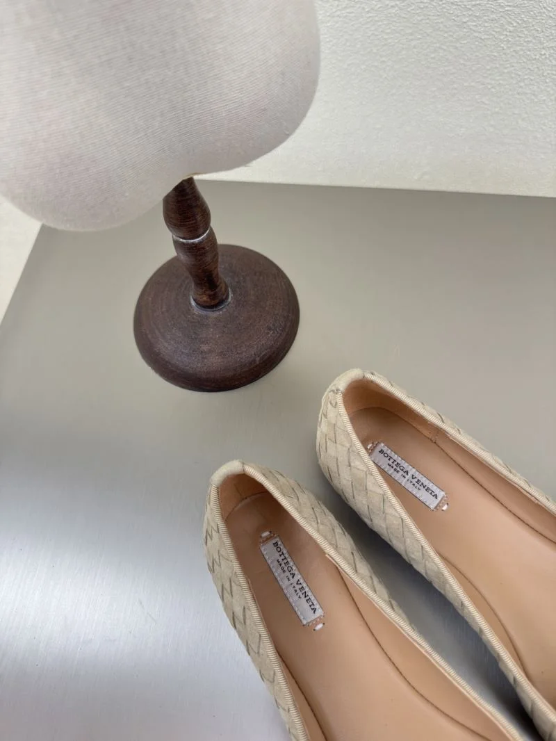Factory-made Bottega Veneta Shoes