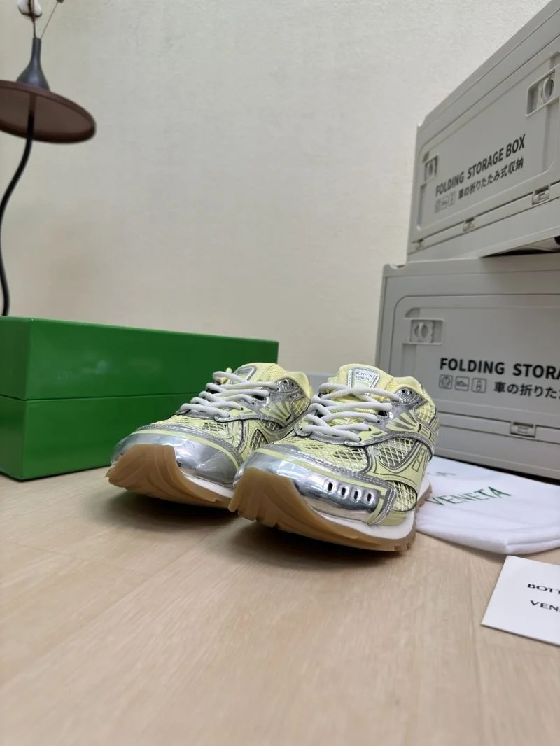 Accurate model Bottega Veneta Shoes