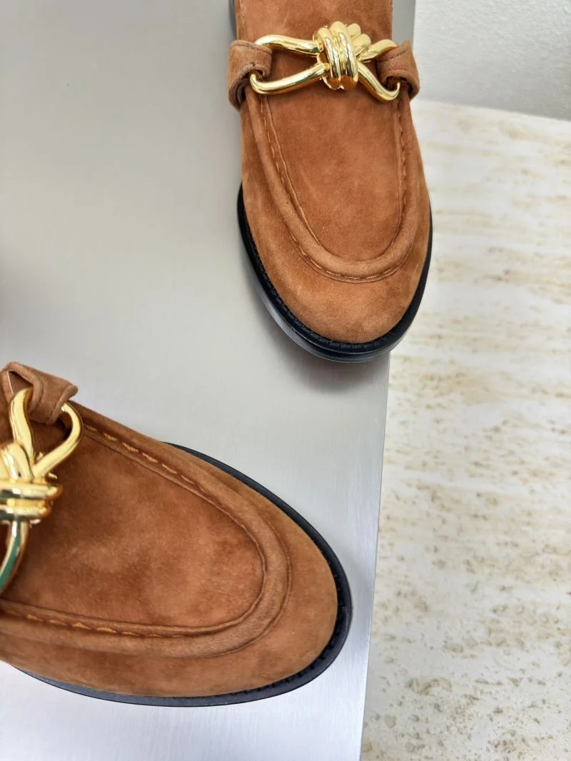 Accurate model Bottega Veneta Shoes