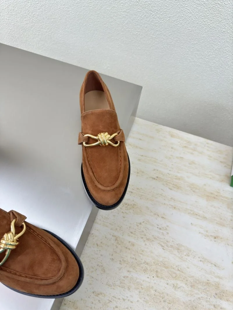 Accurate model Bottega Veneta Shoes
