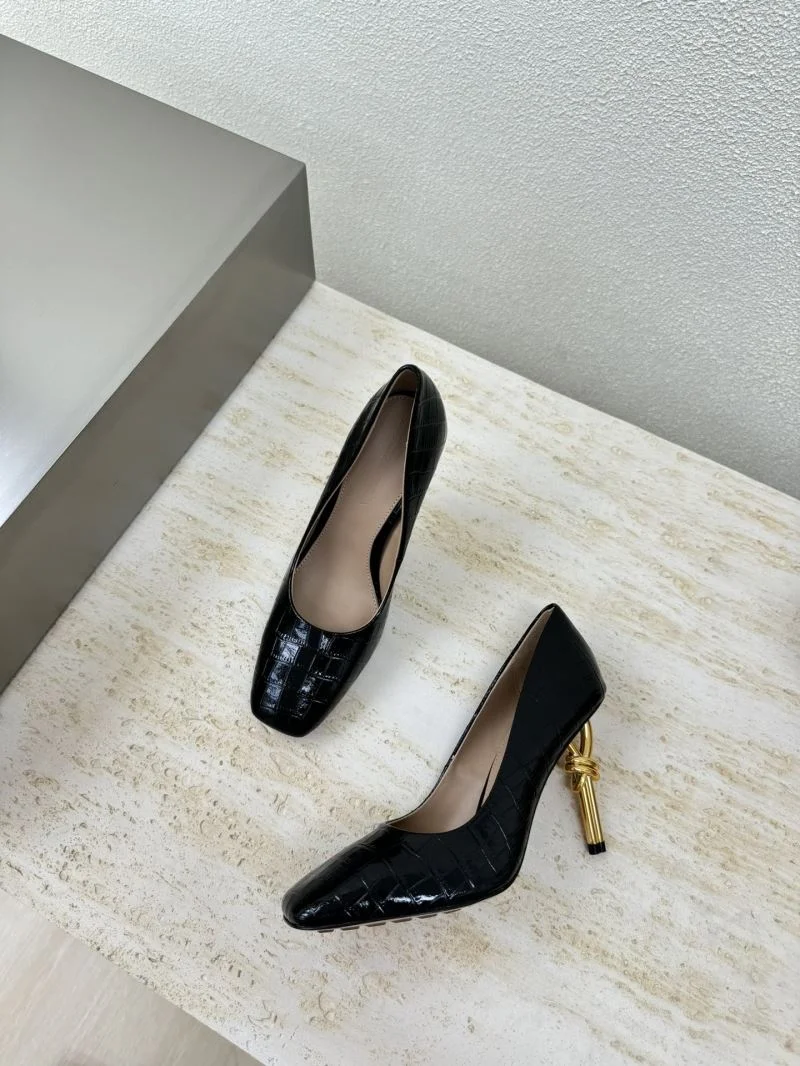 Low-cost Bottega Veneta Shoes