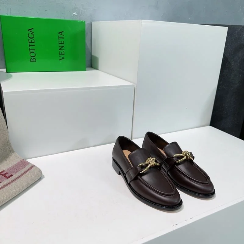 Accurate model Bottega Veneta Shoes