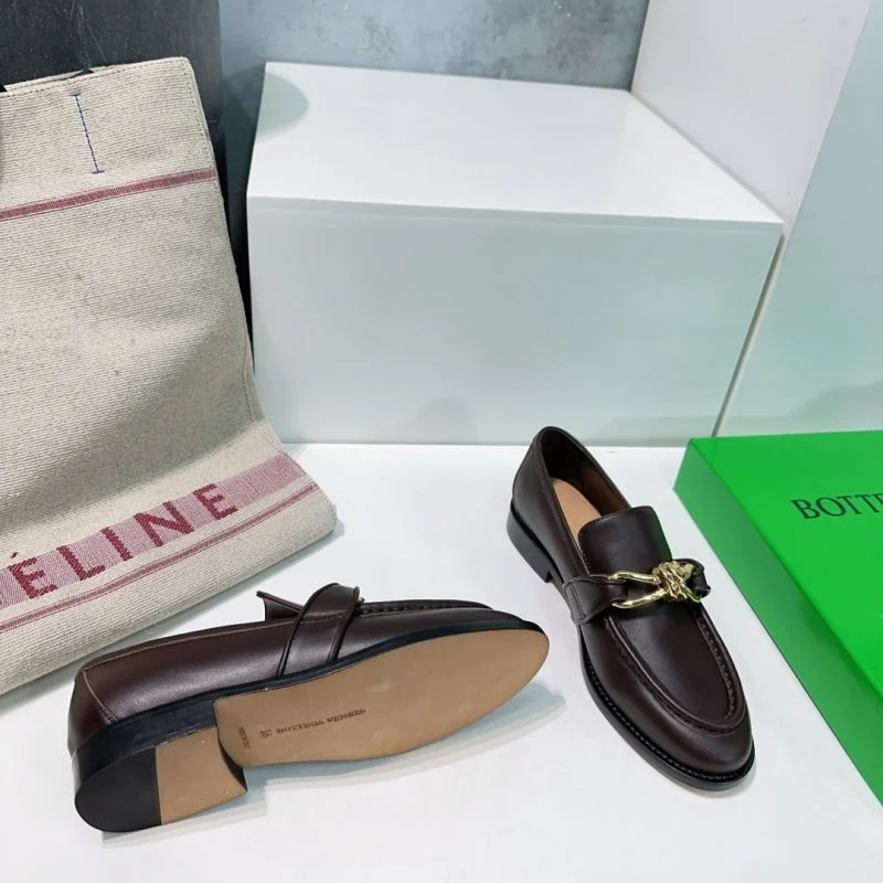 Accurate model Bottega Veneta Shoes