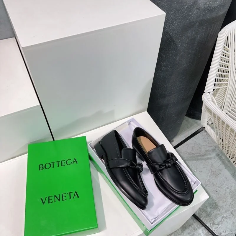 Official Bottega Veneta Shoes