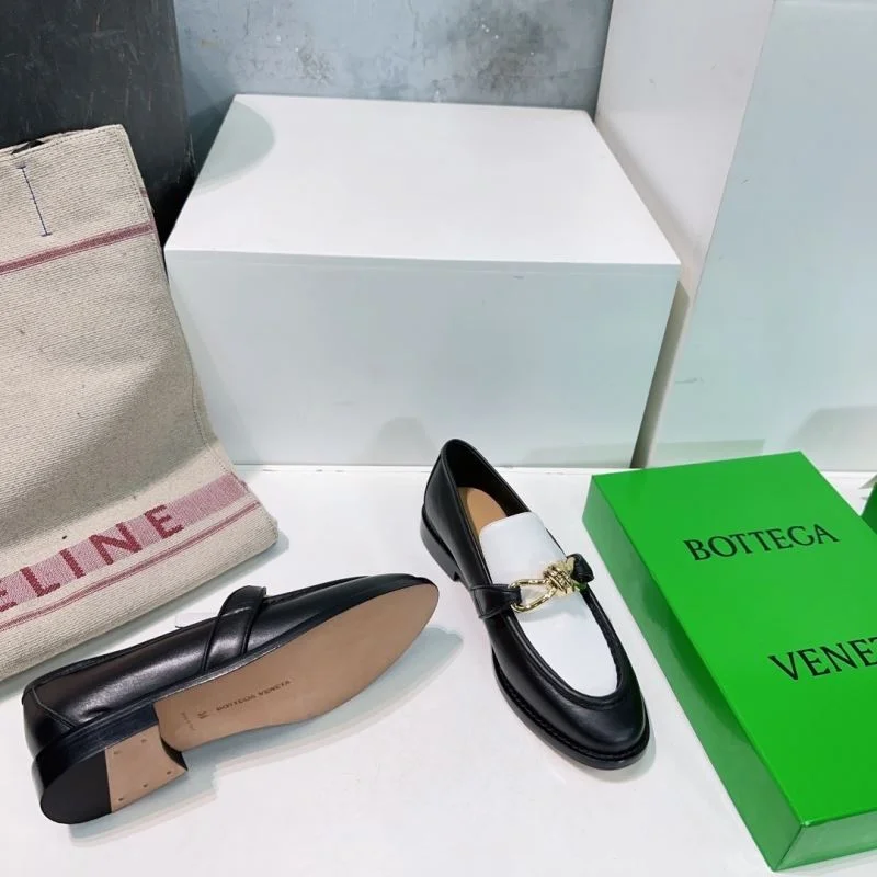 Indistinguishable Bottega Veneta Shoes