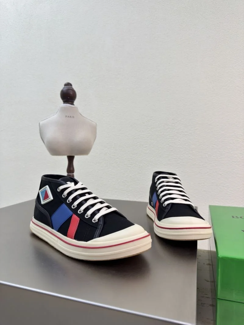 Indistinguishable Bottega Veneta Shoes