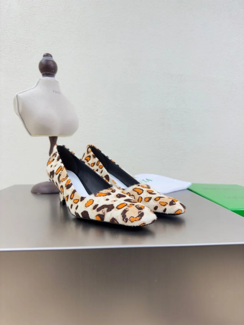 Top mirror Bottega Veneta Shoes
