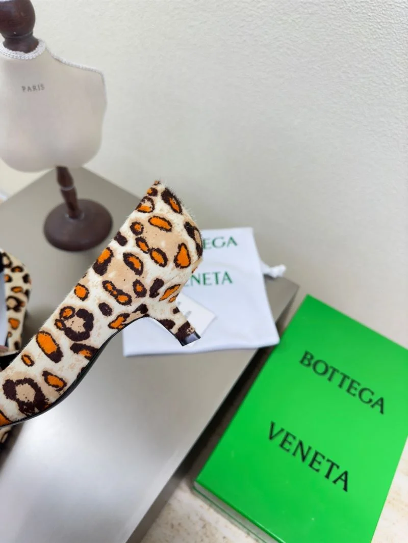 Top mirror Bottega Veneta Shoes