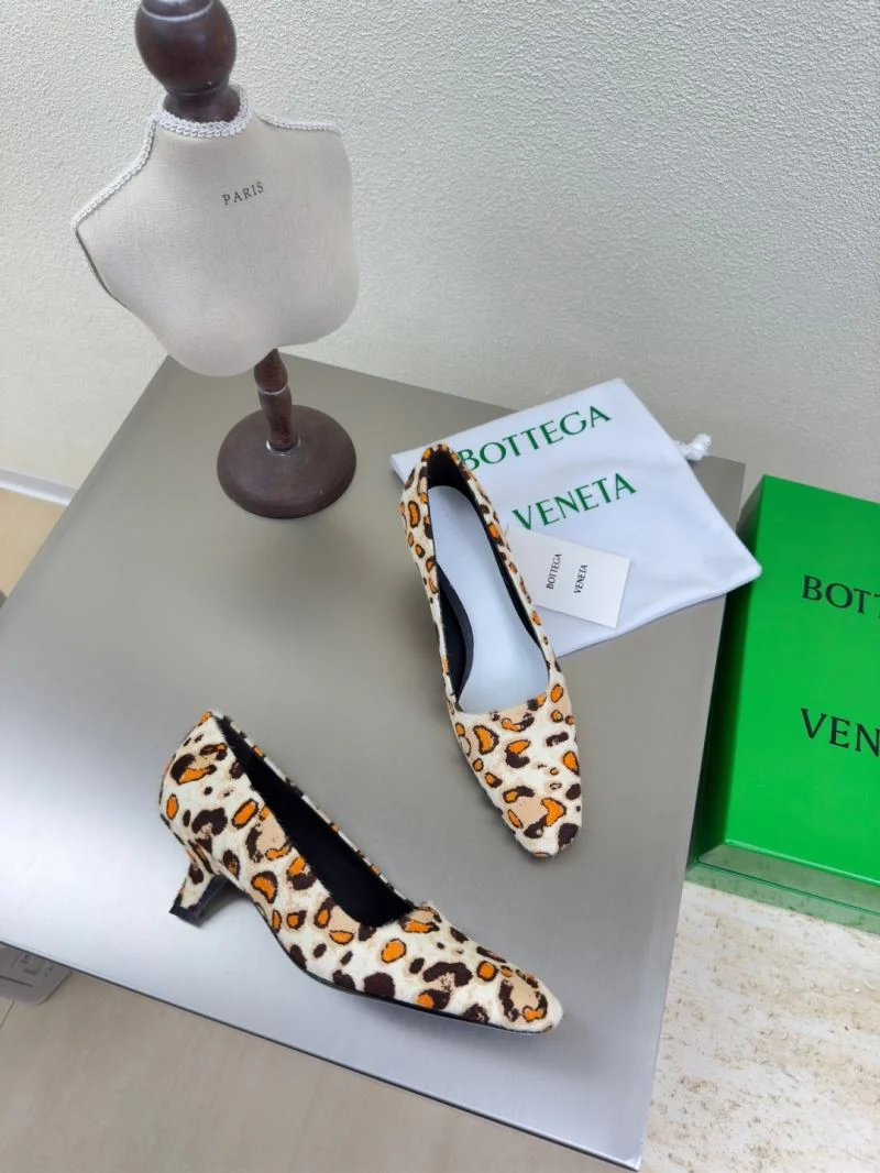 Top mirror Bottega Veneta Shoes