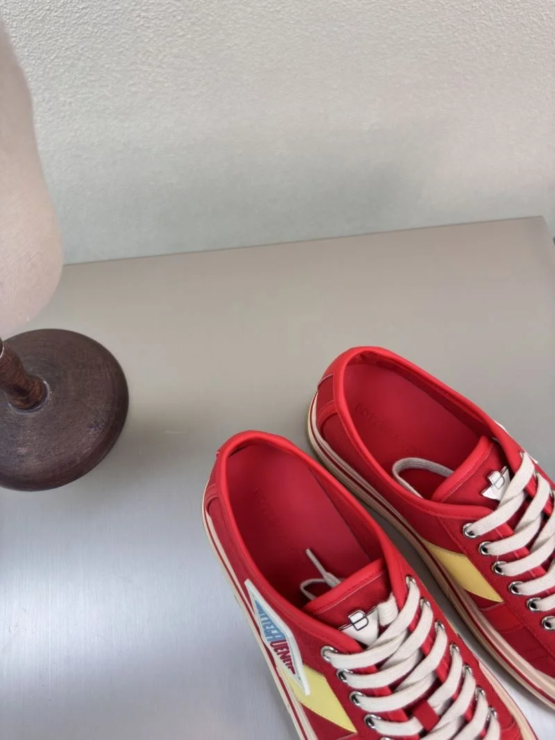 Accurate model Bottega Veneta Shoes
