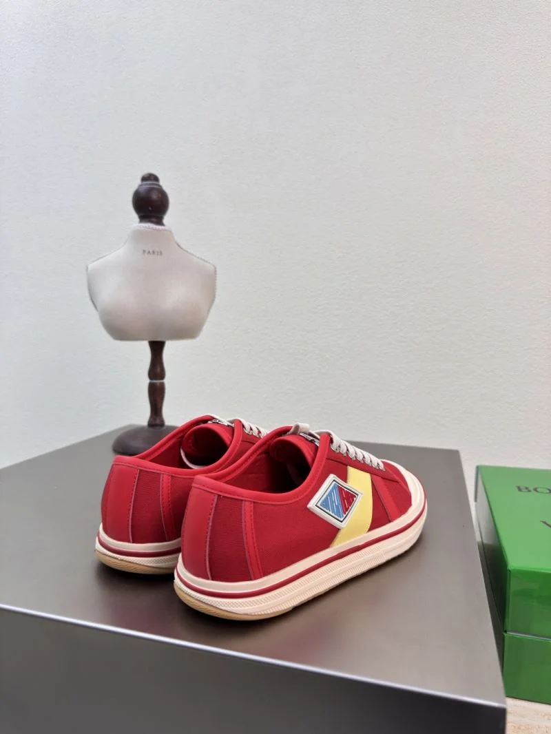 Accurate model Bottega Veneta Shoes