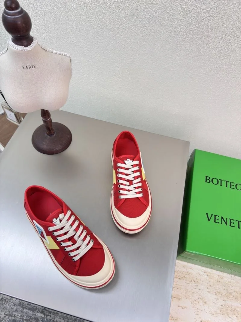 Accurate model Bottega Veneta Shoes