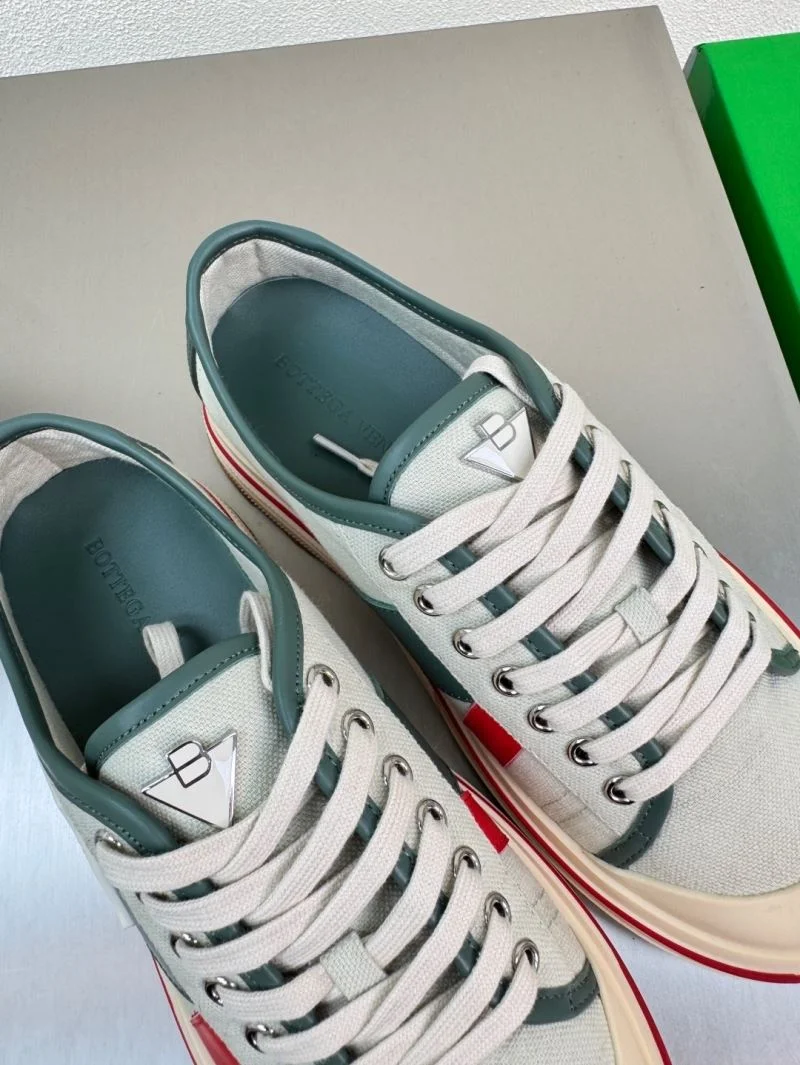 Indistinguishable Bottega Veneta Shoes