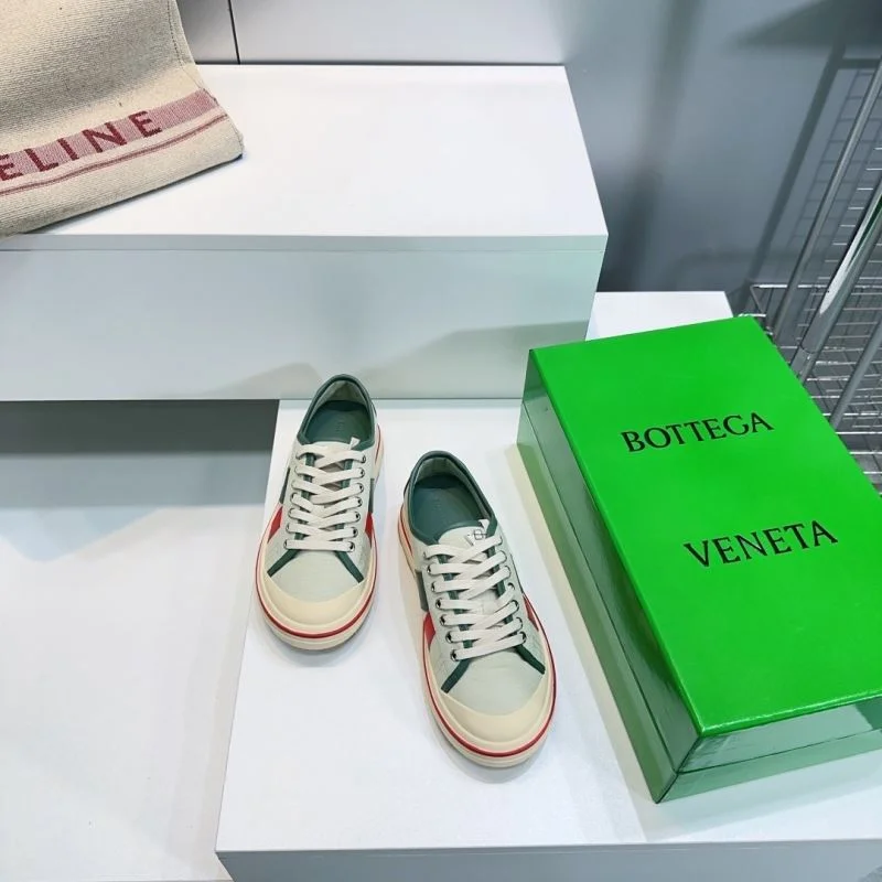 Accurate model Bottega Veneta Shoes