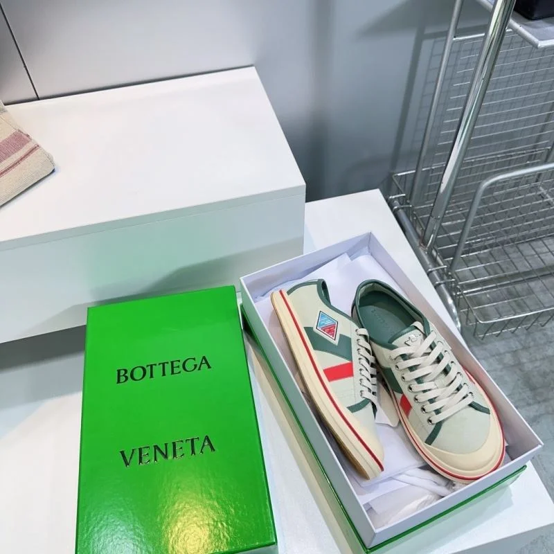 Accurate model Bottega Veneta Shoes