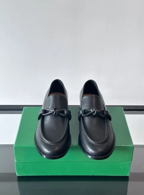 Accurate model Bottega Veneta Shoes
