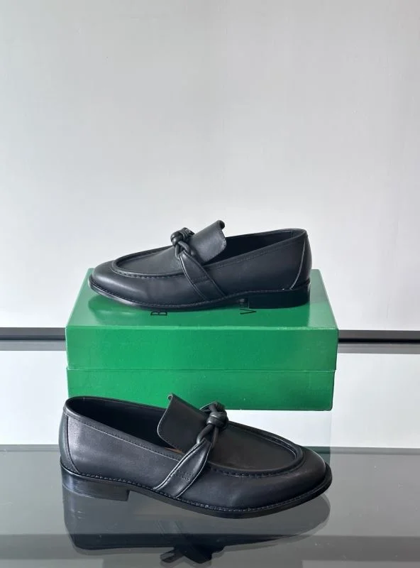 Accurate model Bottega Veneta Shoes