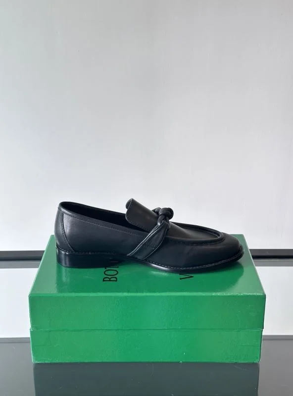 Accurate model Bottega Veneta Shoes