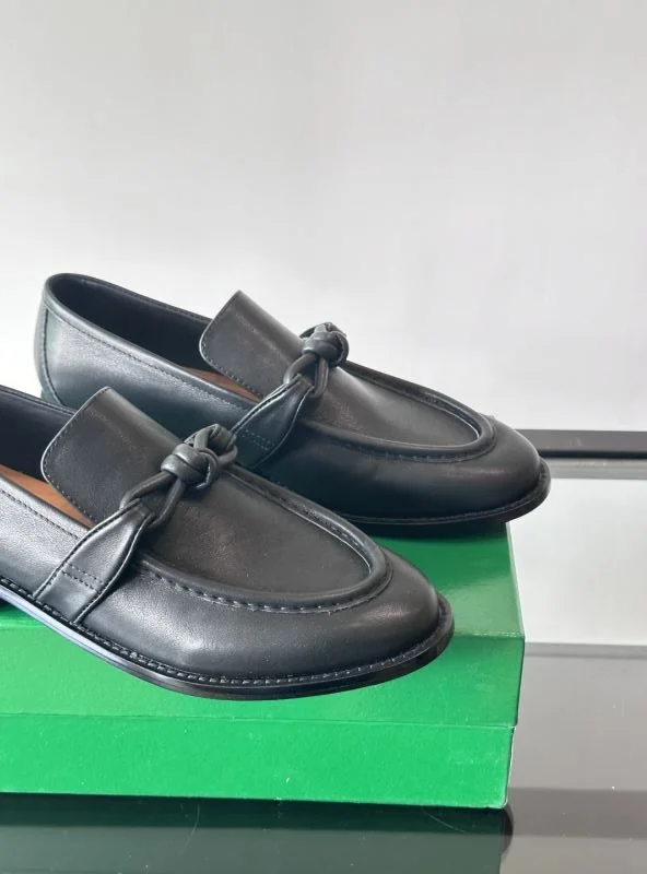Accurate model Bottega Veneta Shoes