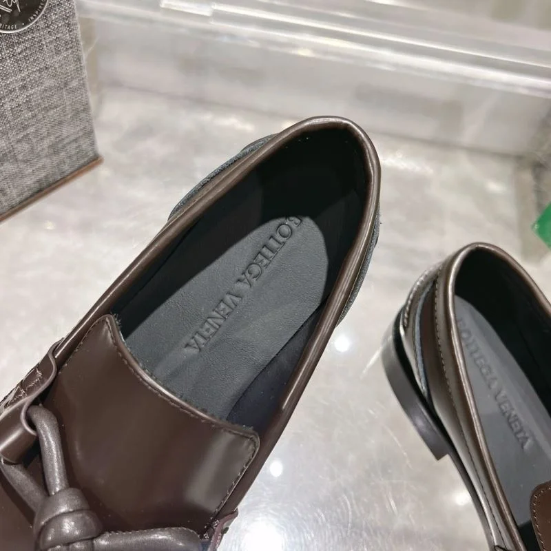 Accurate model Bottega Veneta Shoes