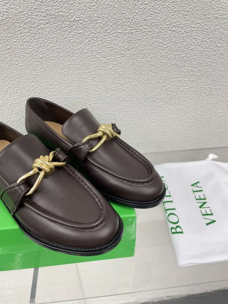 Accurate model Bottega Veneta Shoes