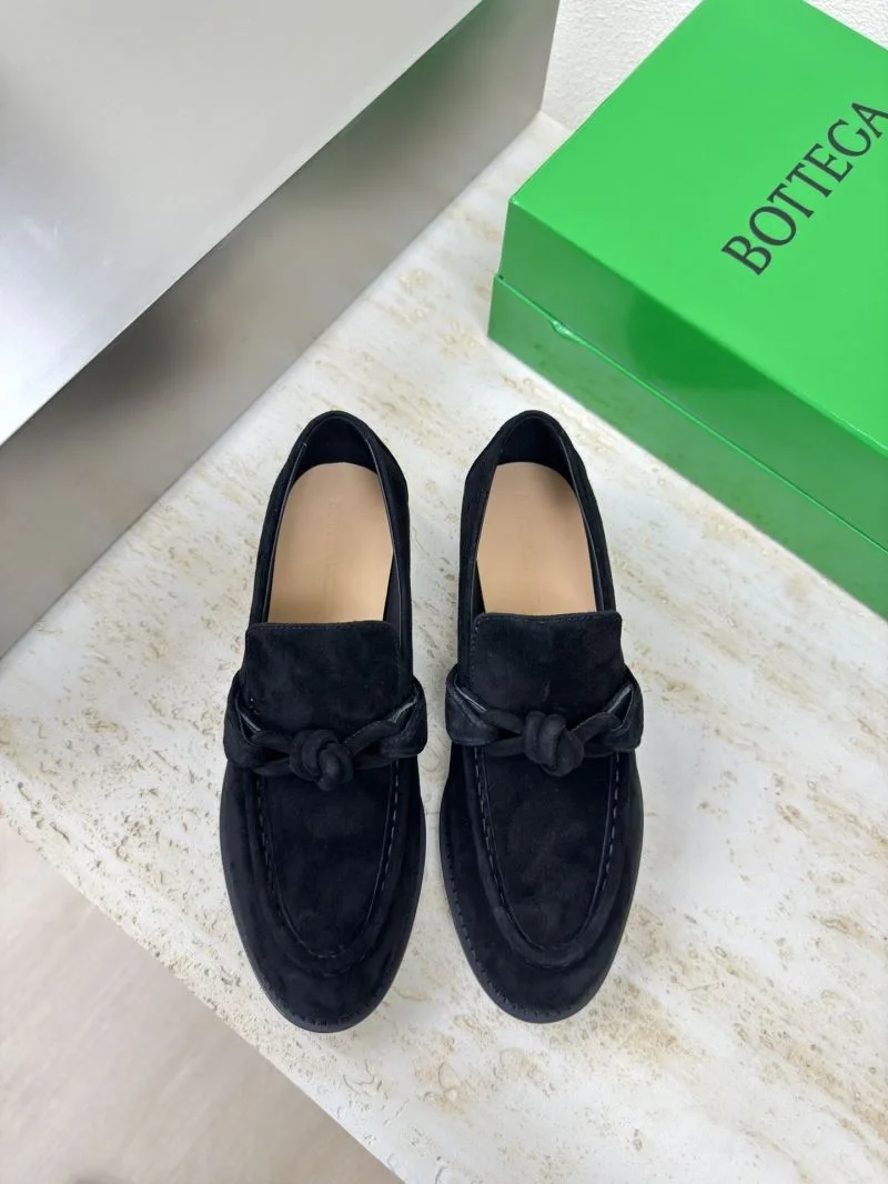 Accurate model Bottega Veneta Shoes