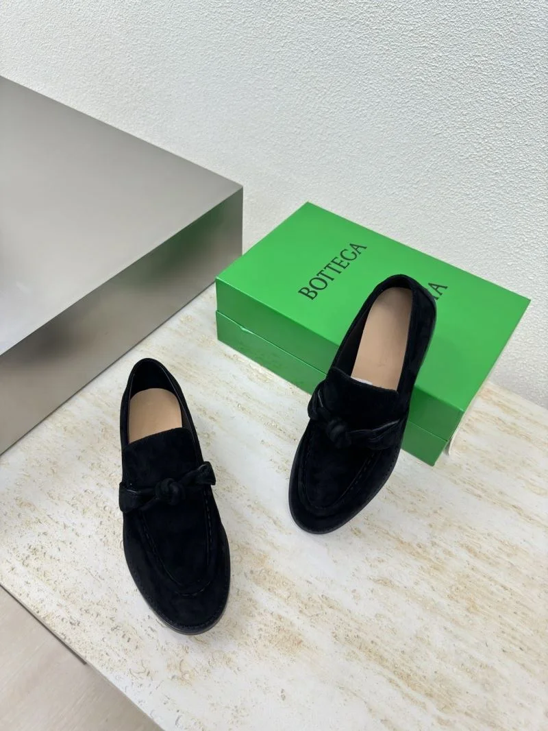 Accurate model Bottega Veneta Shoes