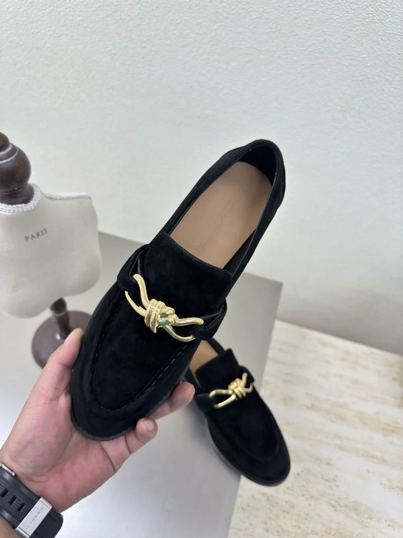 Top match Bottega Veneta Shoes