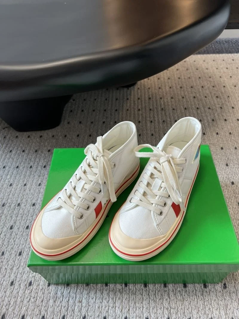 Indistinguishable Bottega Veneta Shoes